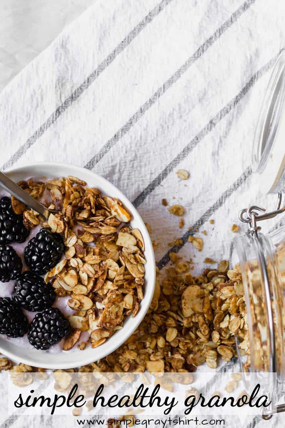Simple Homemade Vanilla Almond Granola • Simple Gray T-Shirt