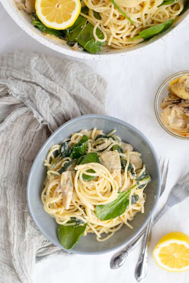 20-Minute Spinach Artichoke Spaghetti • Simple Gray T-Shirt