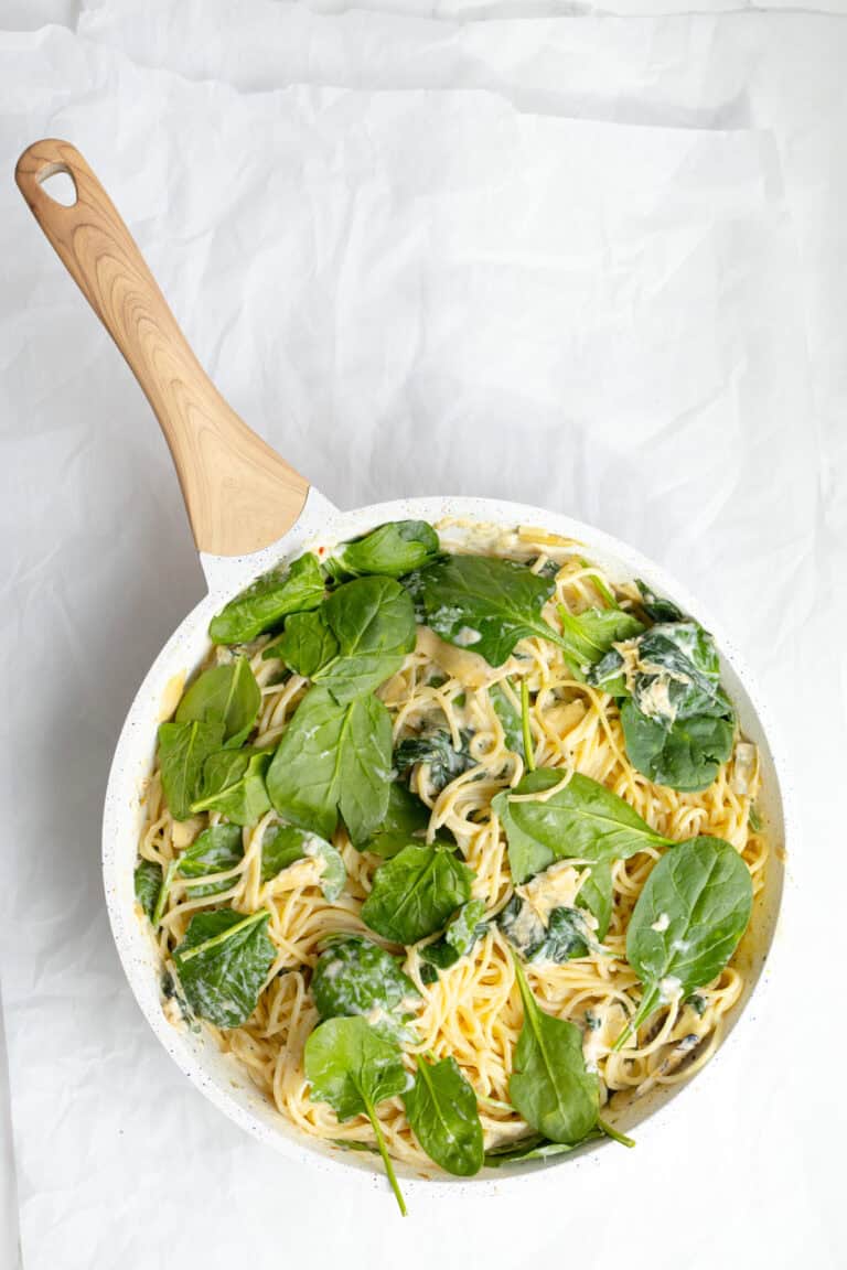 20-Minute Spinach Artichoke Spaghetti • Simple Gray T-Shirt