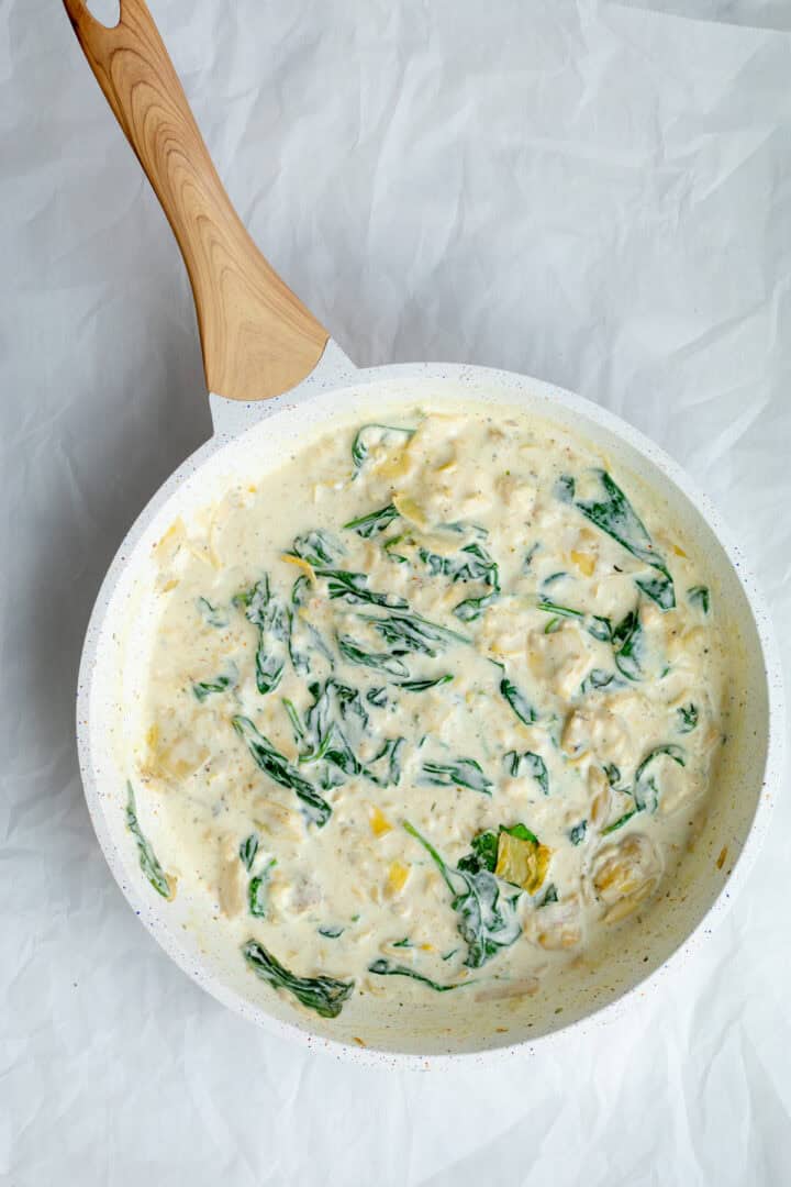 20-Minute Spinach Artichoke Spaghetti • Simple Gray T-Shirt